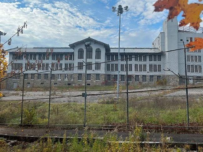 visit the mount prison