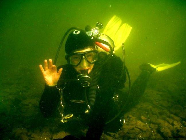 Emmy-winning diver visits lake's sunken treasures for TV | Sun ...