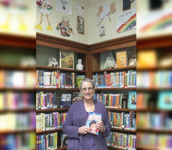 Small town library welcomes new director | Sun Community News ROUSES ...