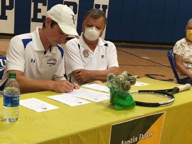 Nighthawks set college sports plans | Sun Community News PERU | Four ...