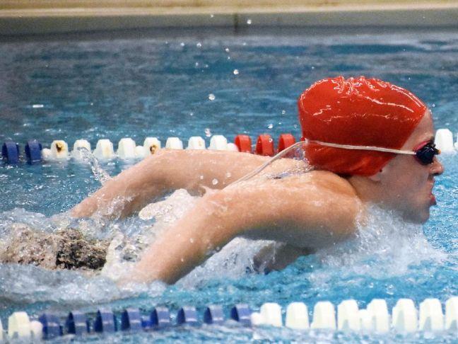 Girls swimming: Patriots win relay carnival | Sun Community News ...