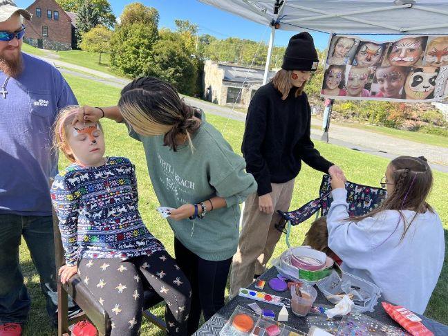 PHOTO STORY: Fall Fest promised big crowds and fun for all | Sun ...