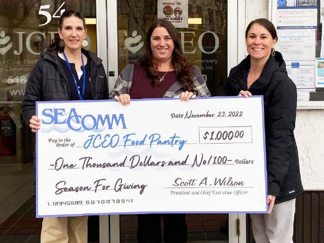 PHOTO: SeaComm supports food pantry with donation | Sun Community News ...