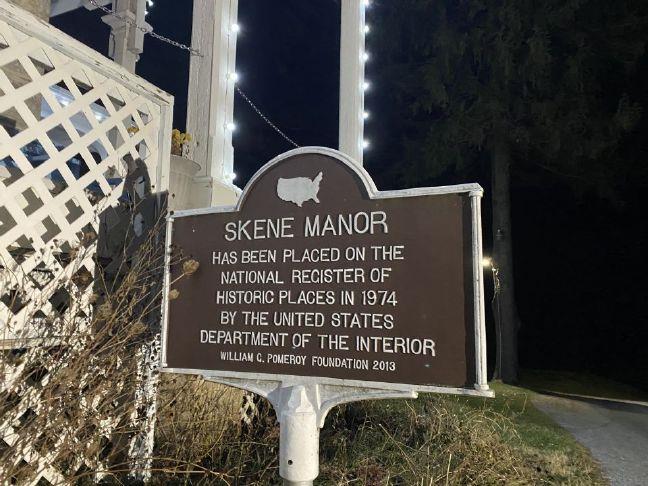 A festive Christmas tour through Skene Manor | Sun Community News ...