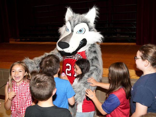 Photo: From Warriors to Wolf, WCS unveils its new mascot | Sun ...