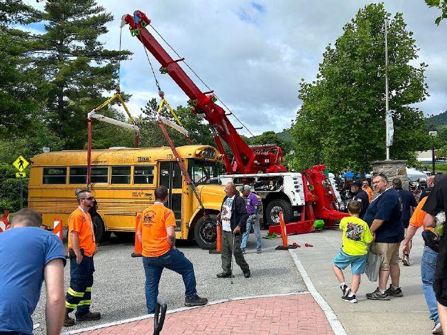 L.G. Tow Show: beauty & brawn on display | Sun Community News LAKE ...