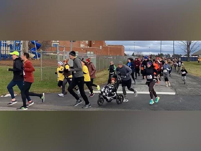 Peru Turkey Trot makes its 47th return | Sun Community News PERU | This ...