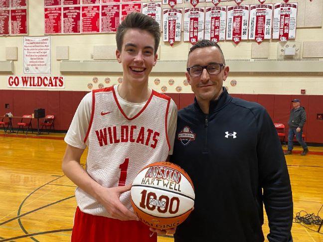 Hartwell reaches 1,000 points in regular season finale | Sun Community ...