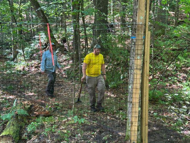 Warren Co. erects deer-exclusion fences | Sun Community News ...